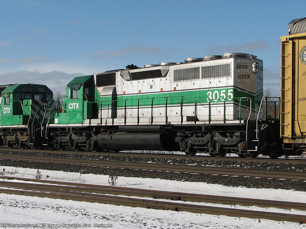 CITX 3055 at Guelph Jct.